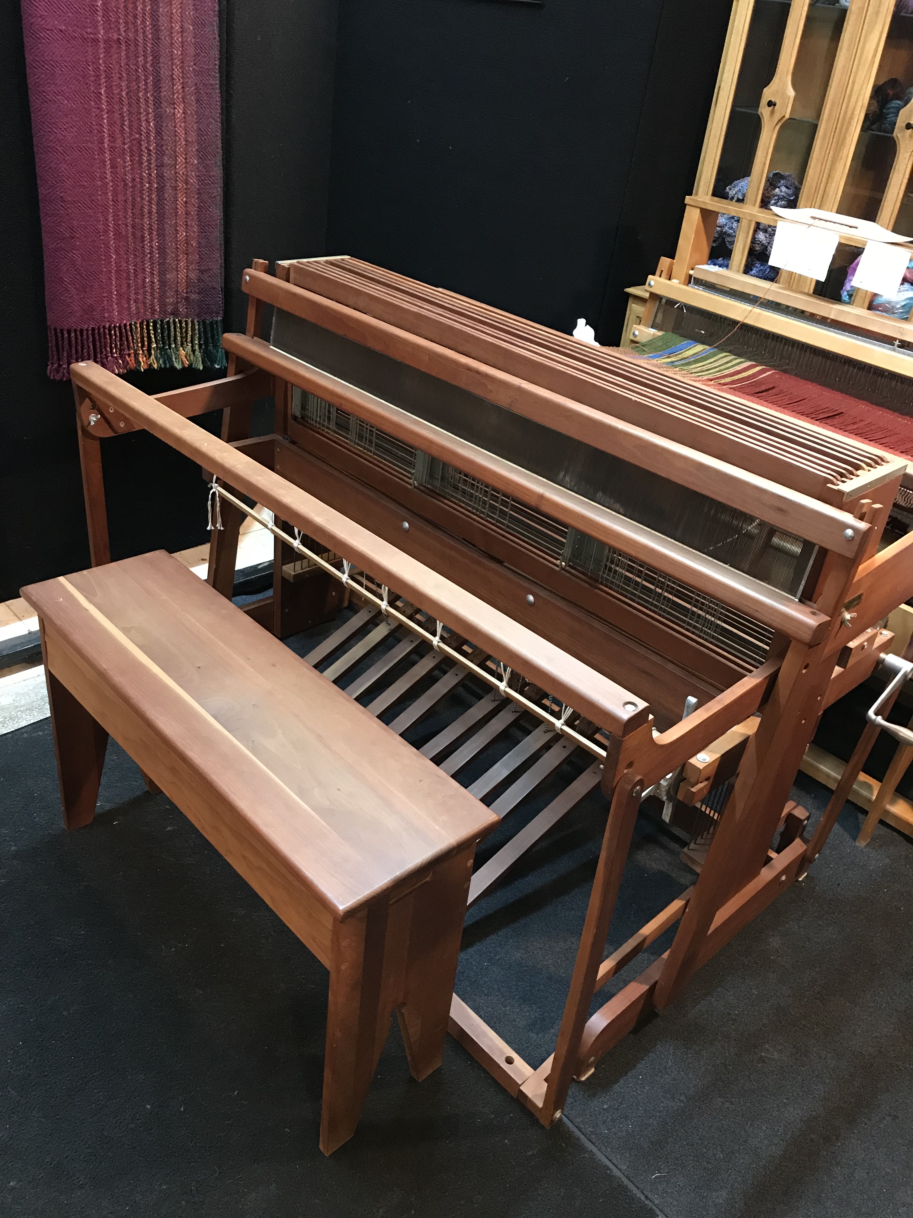 TLD Design Center & Gallery - Chicago Area New and Used Weaving Looms ...